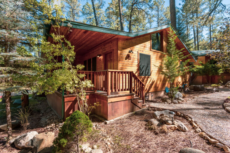 Premier Ruidoso Cabins on River - Historic Lodging Experience